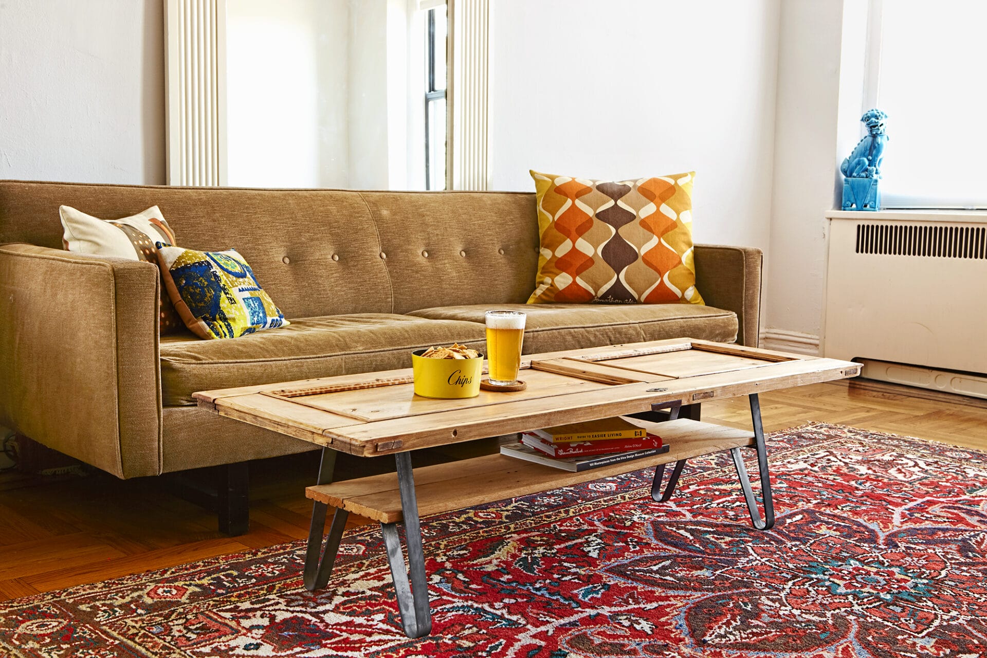How to Build a Display Coffee Table from a Salvaged Cabinet Door - This ...