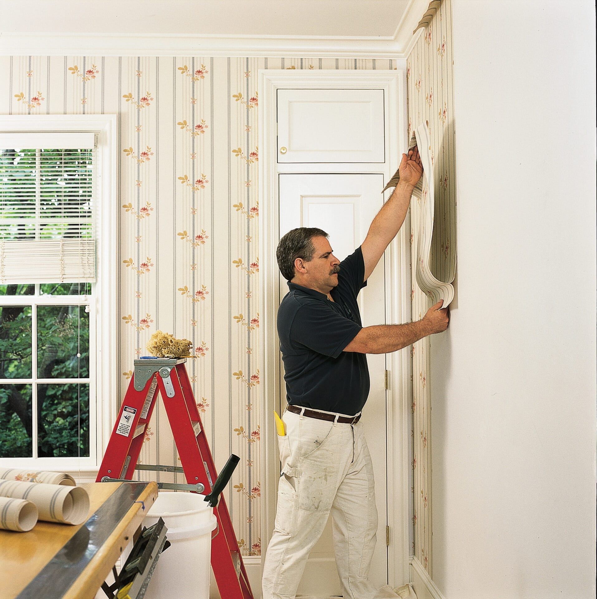 How to Hang Wallpaper in 8 Steps - This Old House