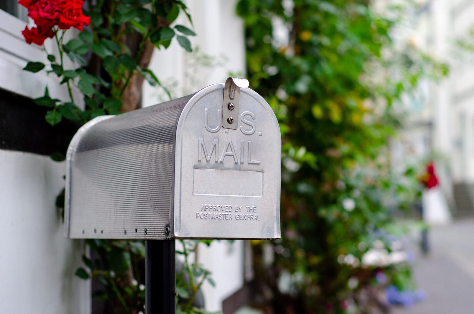 How To Install a New Mailbox and Post - This Old House