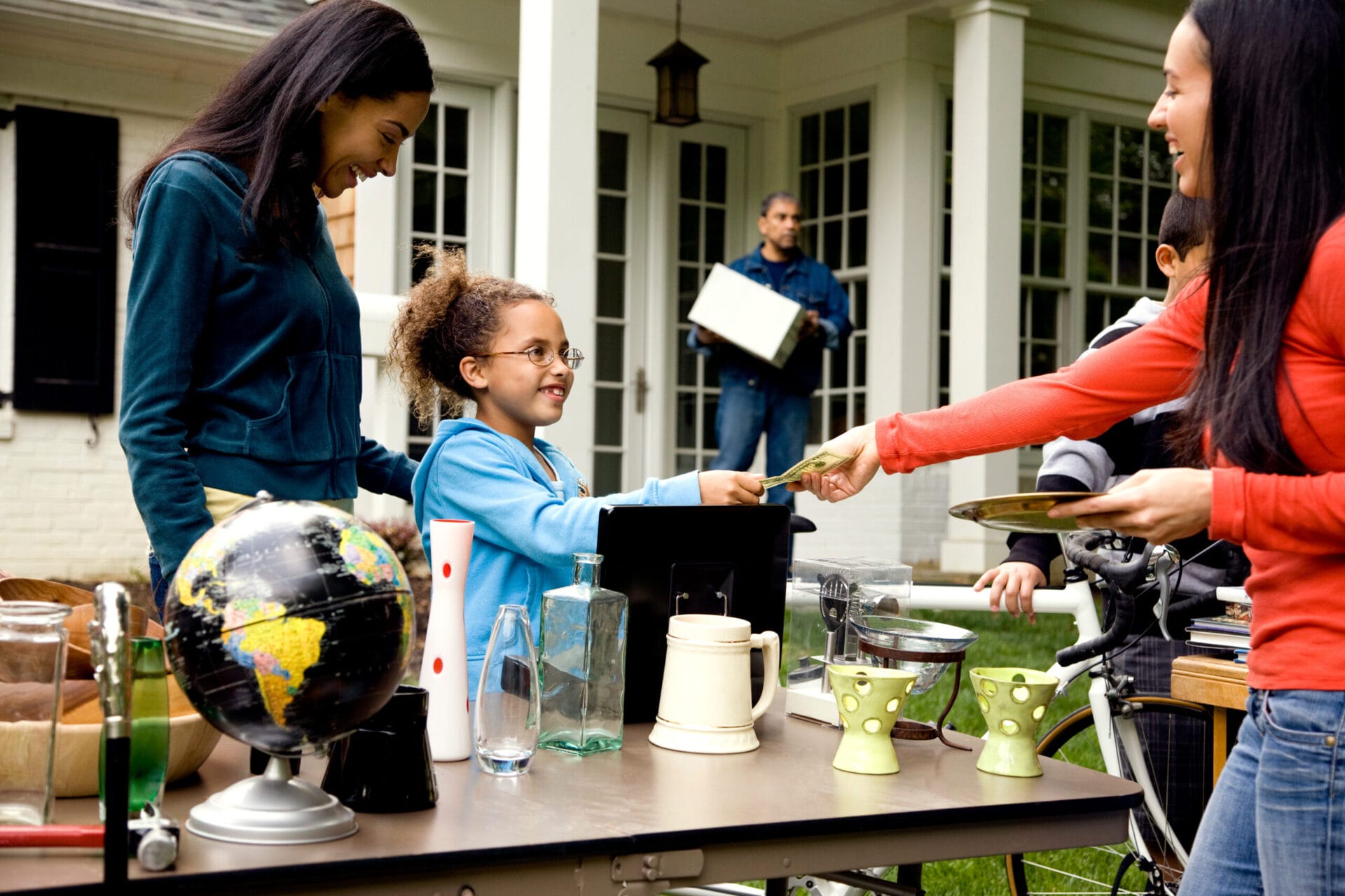 A Step by Step Guide to Having a Successful Yard Sale - This Old House